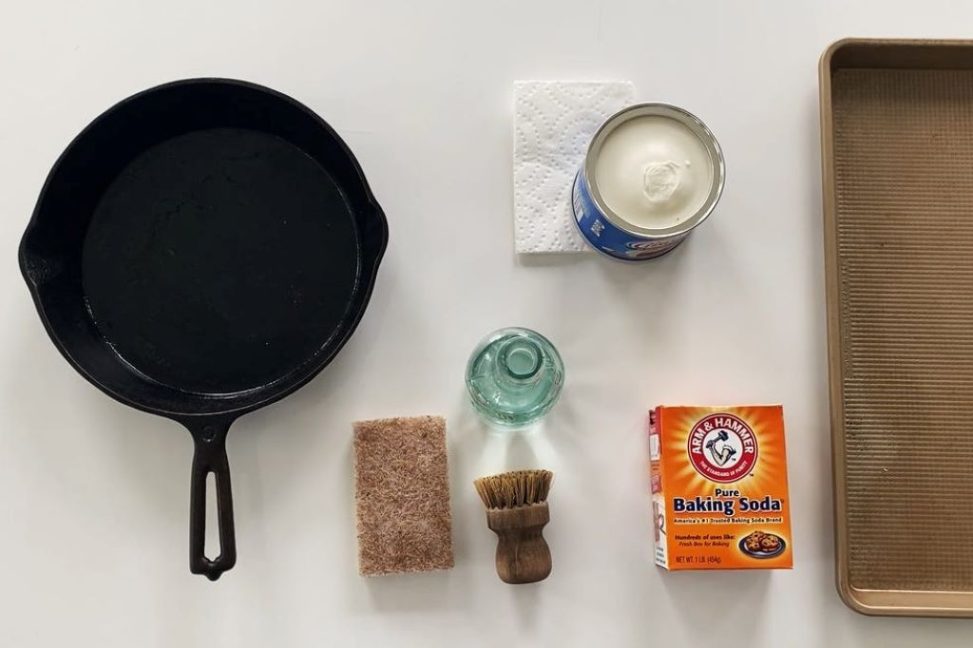 How to Remove Rust from Cast Iron: Restoring Your Cookware - The Fuzz Daily